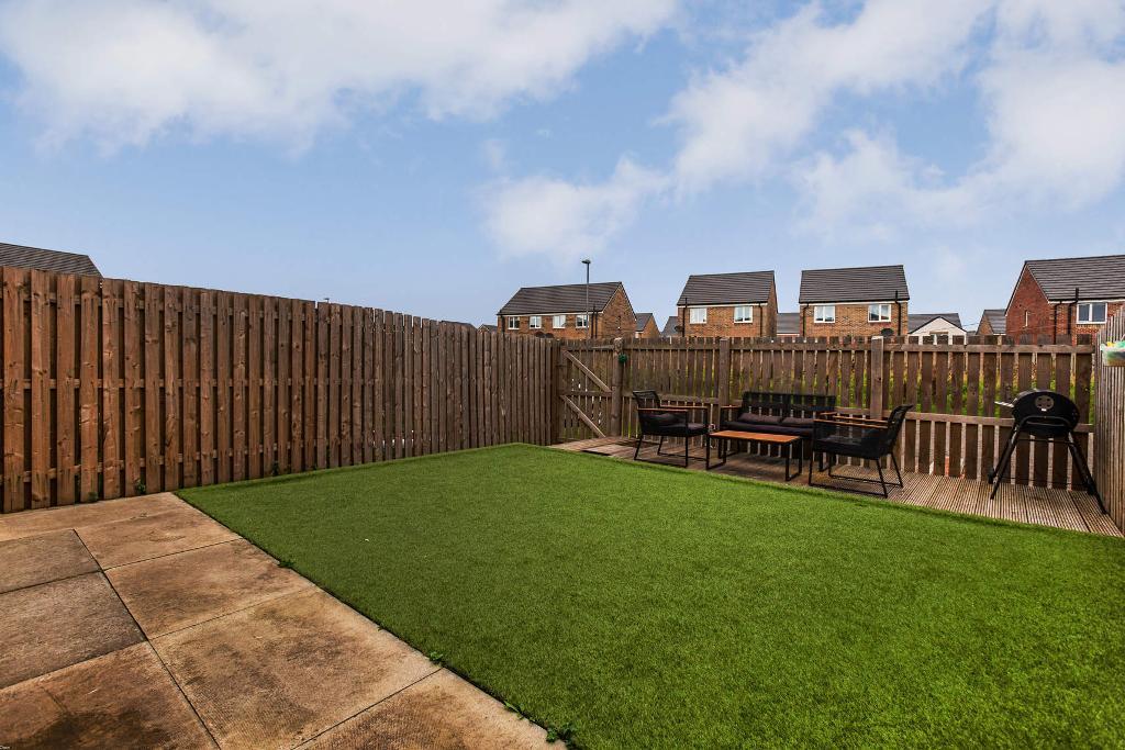 3 Bedroom End Terraced For Sale in Gartloch Road, Garthamlock, Glasgow ...