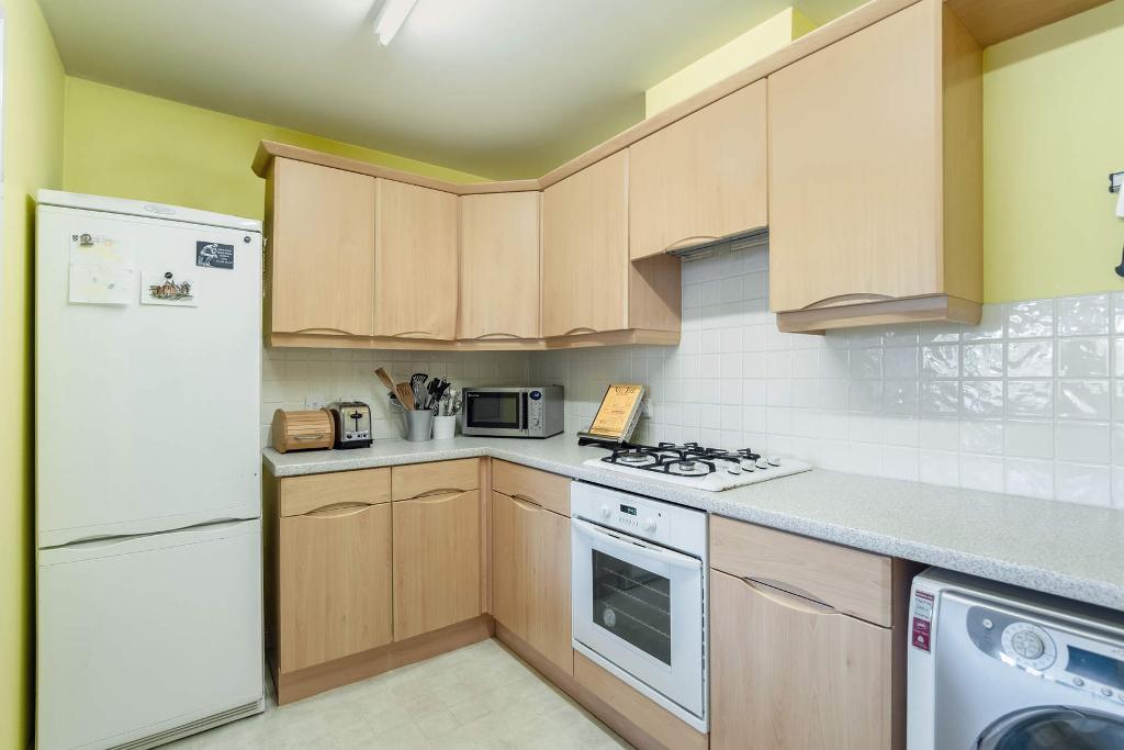 2 Bedroom Flat For Sale in Hanson Park, Dennistoun, Glasgow, G31 2HB