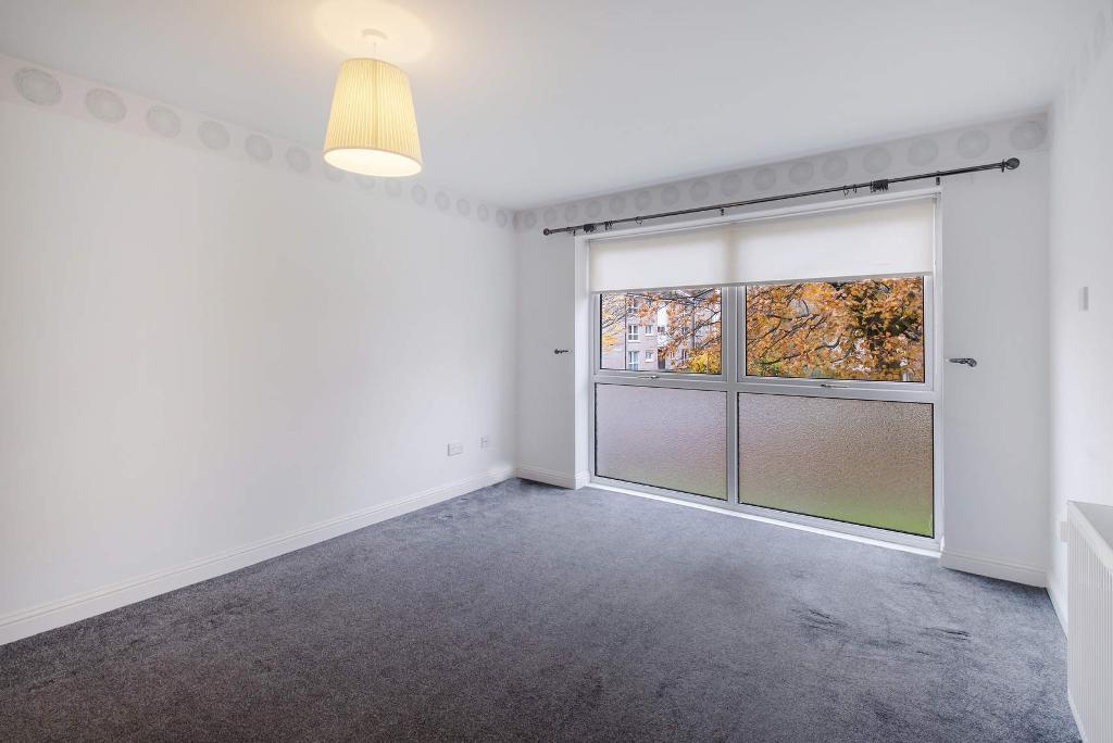 3 Bedroom End Terraced For Sale In Inveresk Street Greenfield G32 6nj