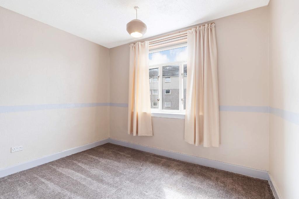 2 Bedroom Semi-Detached For Sale in Braidfauld Gardens, Tollcross, G32 8PX