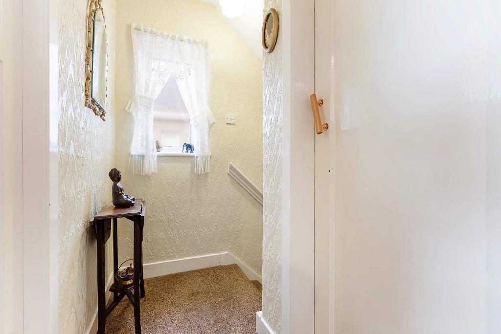 2 Bedroom Semi Detached For Sale In Coats Crescent Garrowhill G69 6lx