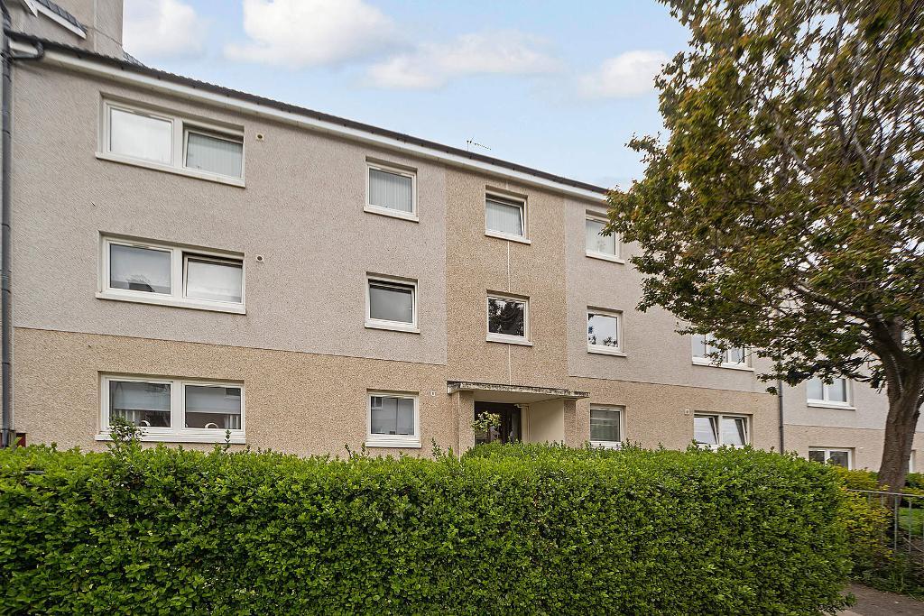 2 Bedroom Flat For Sale in Cavin Drive, Castlemilk, G45 9TU