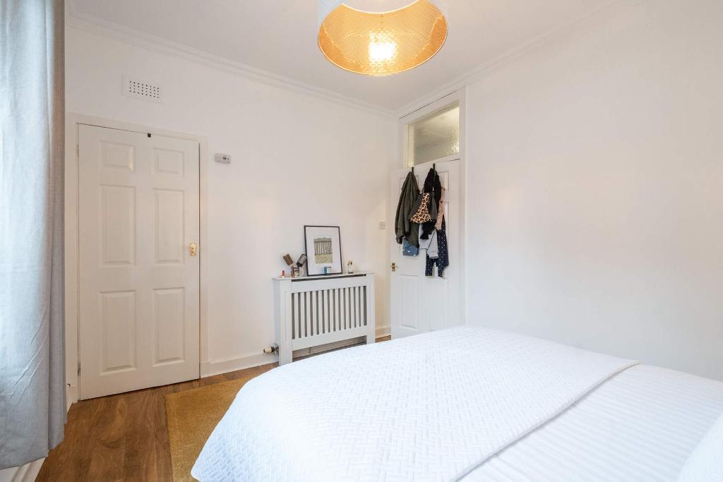 2 Bedroom Flat For Sale in Cumbernauld Road, Riddrie, G33 2EW