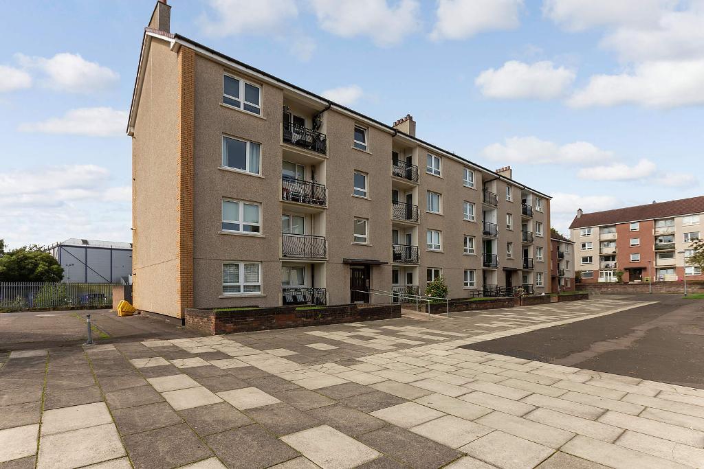 2 Bedroom Flat For Sale in Armadale Place, Dennistoun, G31 3ET